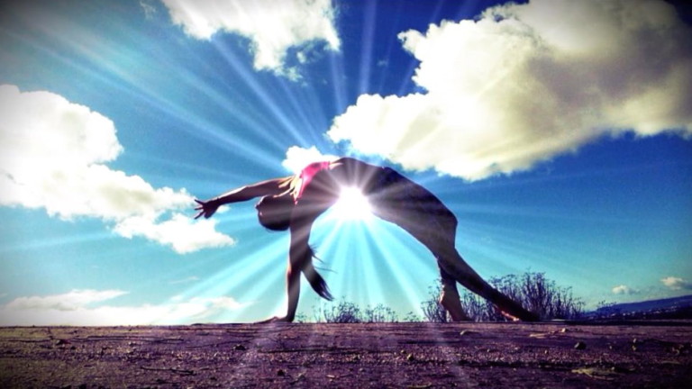 Asana of the month: Wild Thing – Camatkarasana